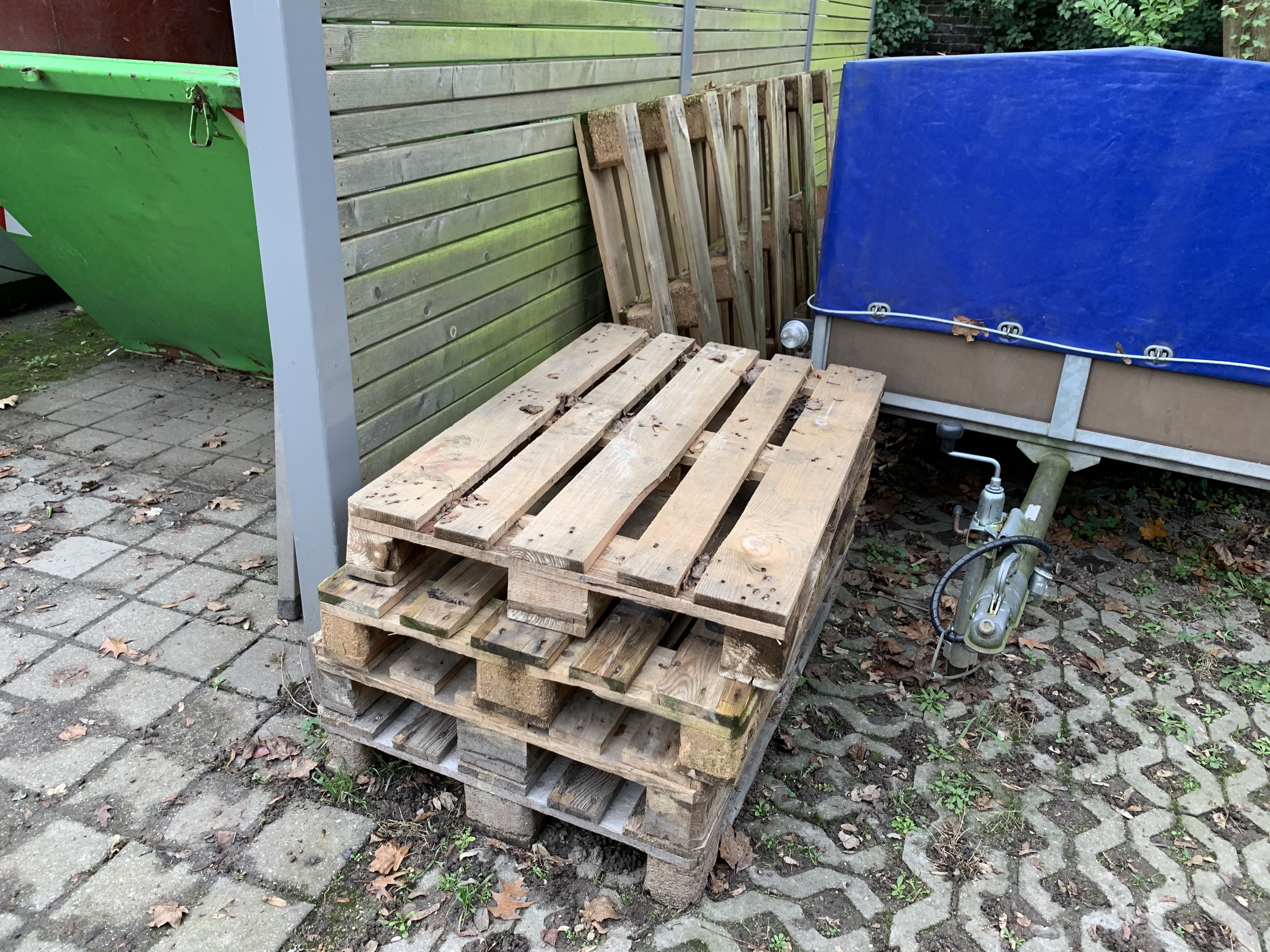Developing Your Outdoor Learning Space Using Wooden Pallets